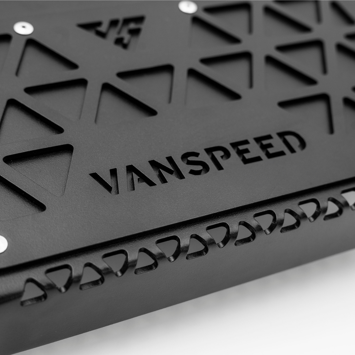 Sprinter Defender Mini Rear Step – Vanspeed