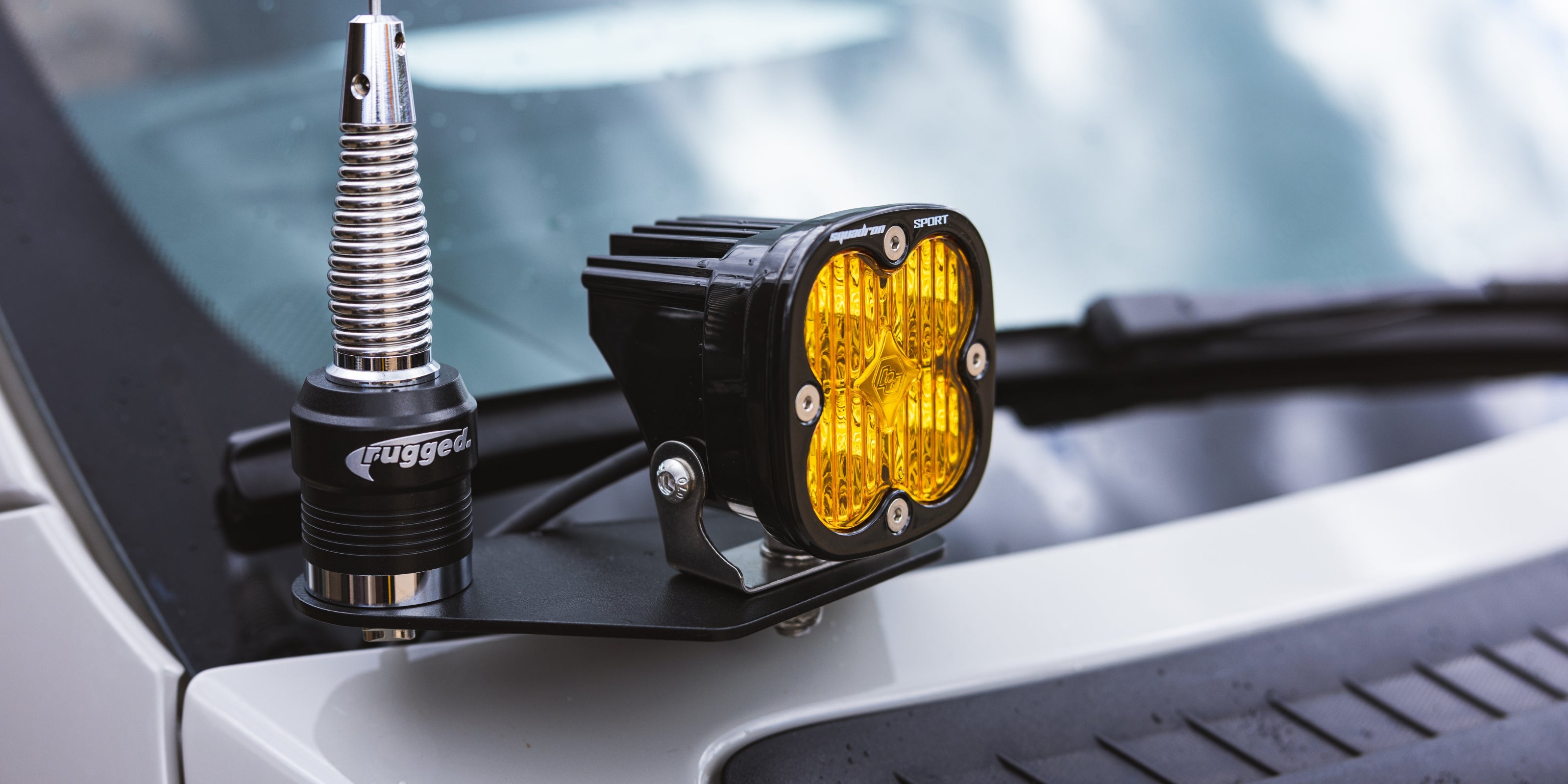 Vanspeed Hood Light Mounts